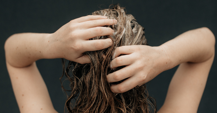 Hair Casts - Causes, Triggers and Treatments. – Halo Haircare Society